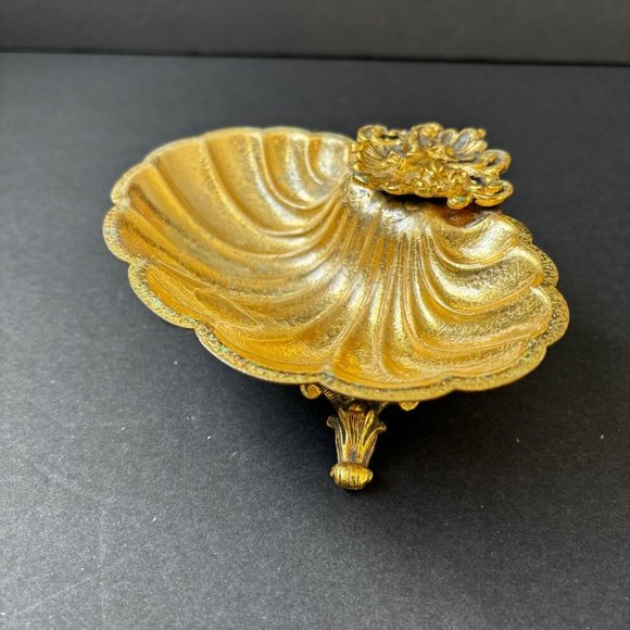 Unique Vintage | Accents | Vintage Shell Shaped Soap Dish Gold Tone ...